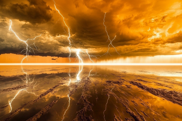 15 Bizarre Natural Events That Seem Impossible but Happen Every Year ...
