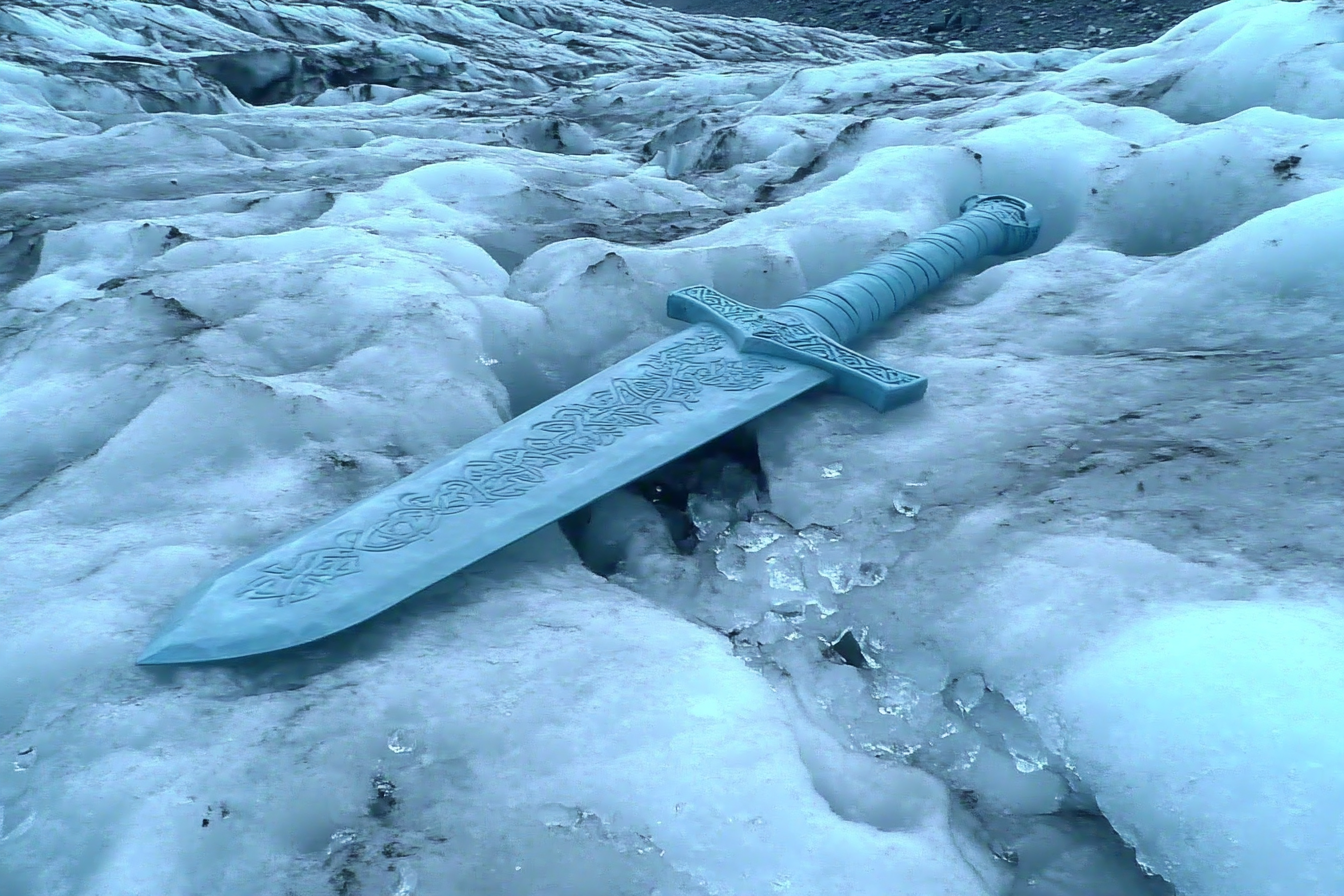 15 Weirdest Things Found Frozen in Ice - The Voyaging